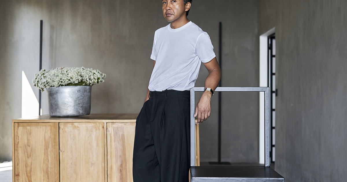 Joël Andrianomearisoa featured in a group exhibition at the Smithsonian ...